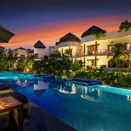 PLAYACAR PALACE Playa del Carmen, Mexico